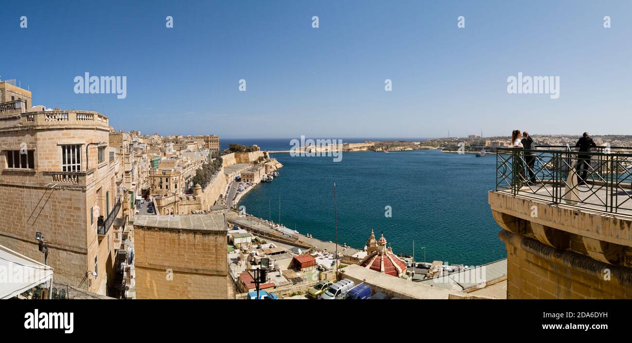 Old harbour structure hi-res stock photography and images - Alamy