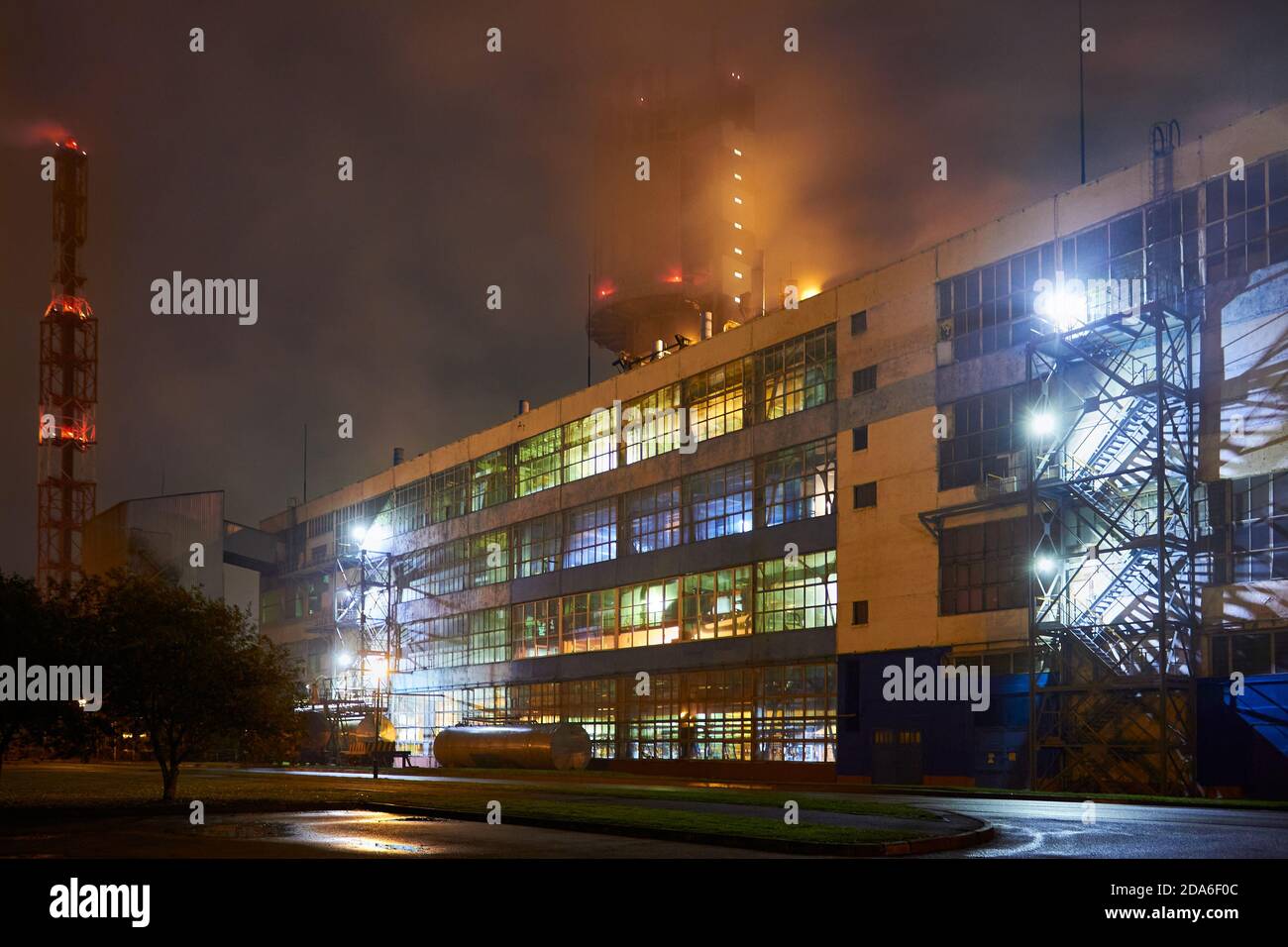 Granulation tower hi-res stock photography and images - Alamy