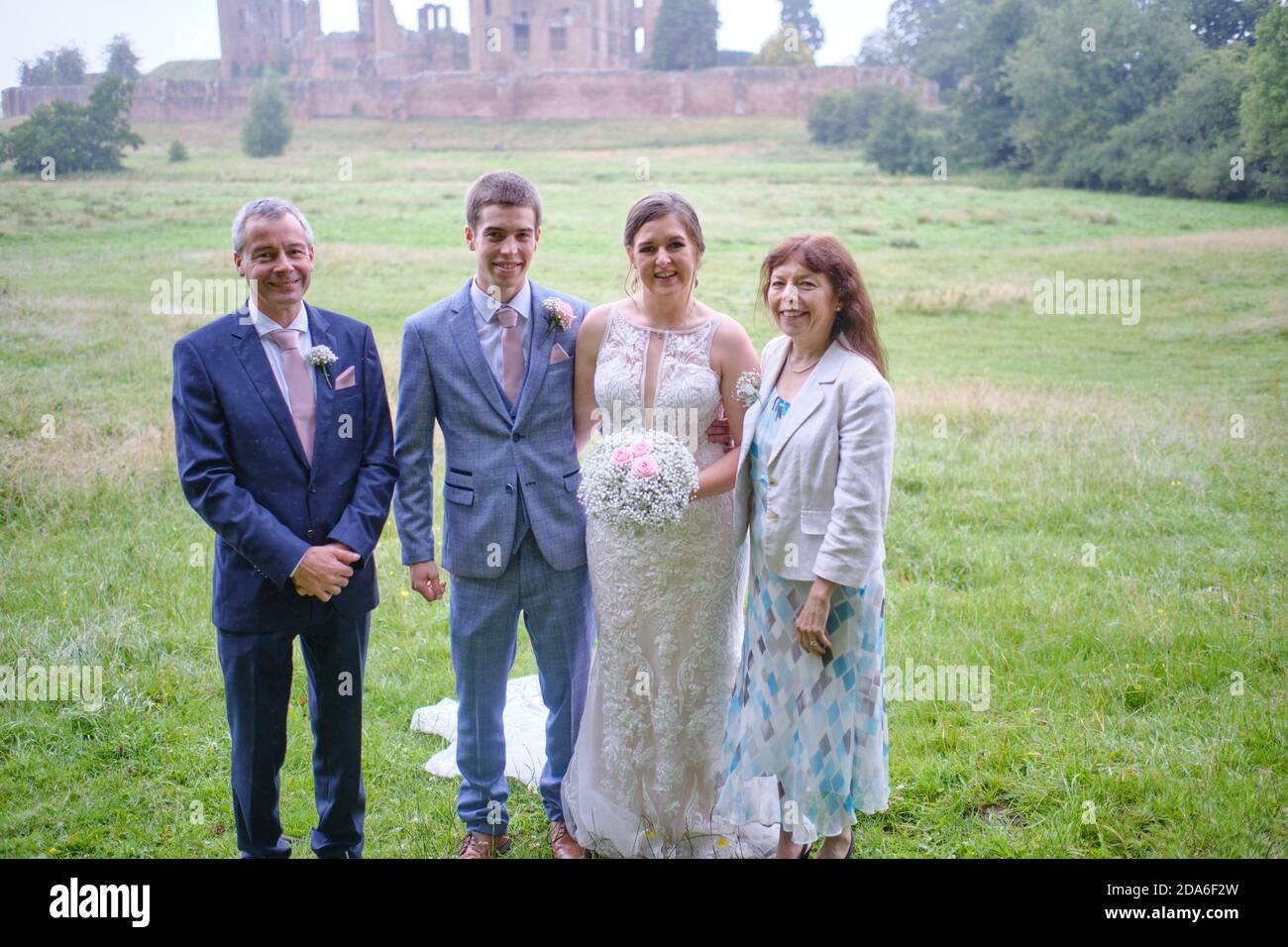 Socially distanced wedding Stock Photo - Alamy