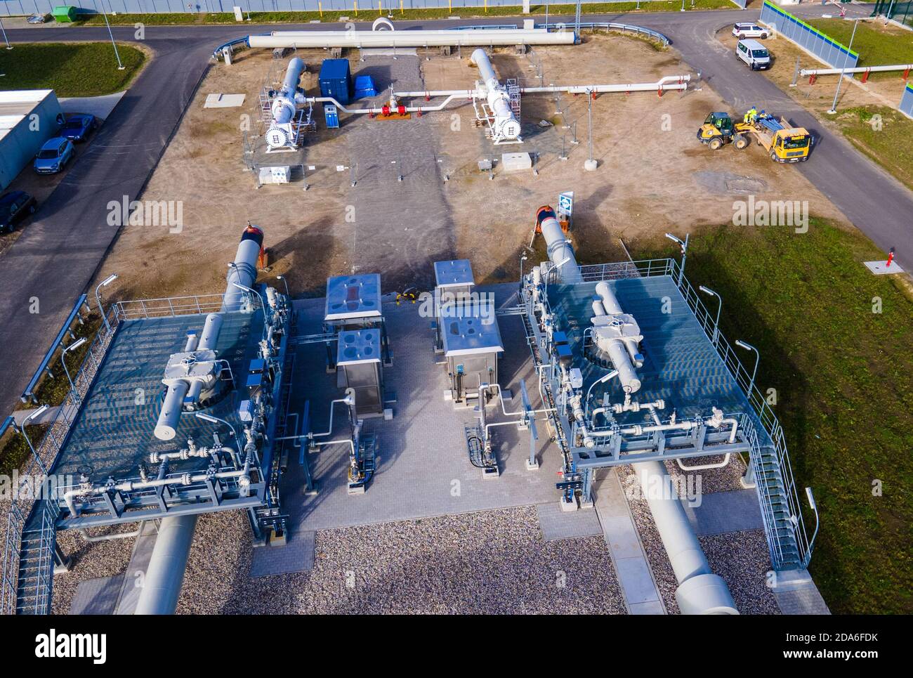 Receiving station hi-res stock photography and images - Alamy