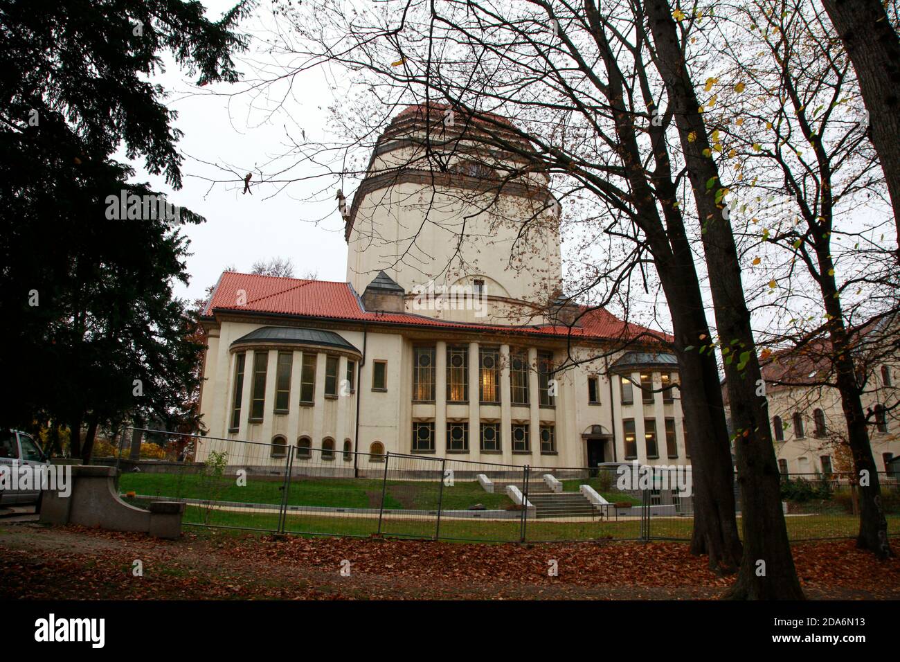Kulturforum Görlitzer Synagoge Görlitz 9.11.2020 Stock Photo - Alamy