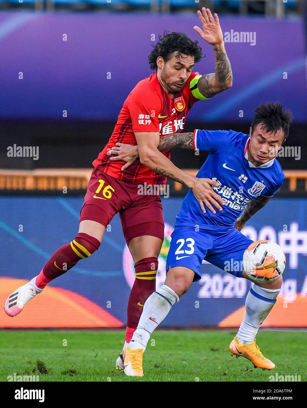 Suzhou, China's Jiangsu Province. 10th Nov, 2020. Gao Late (L) of Hebei ...