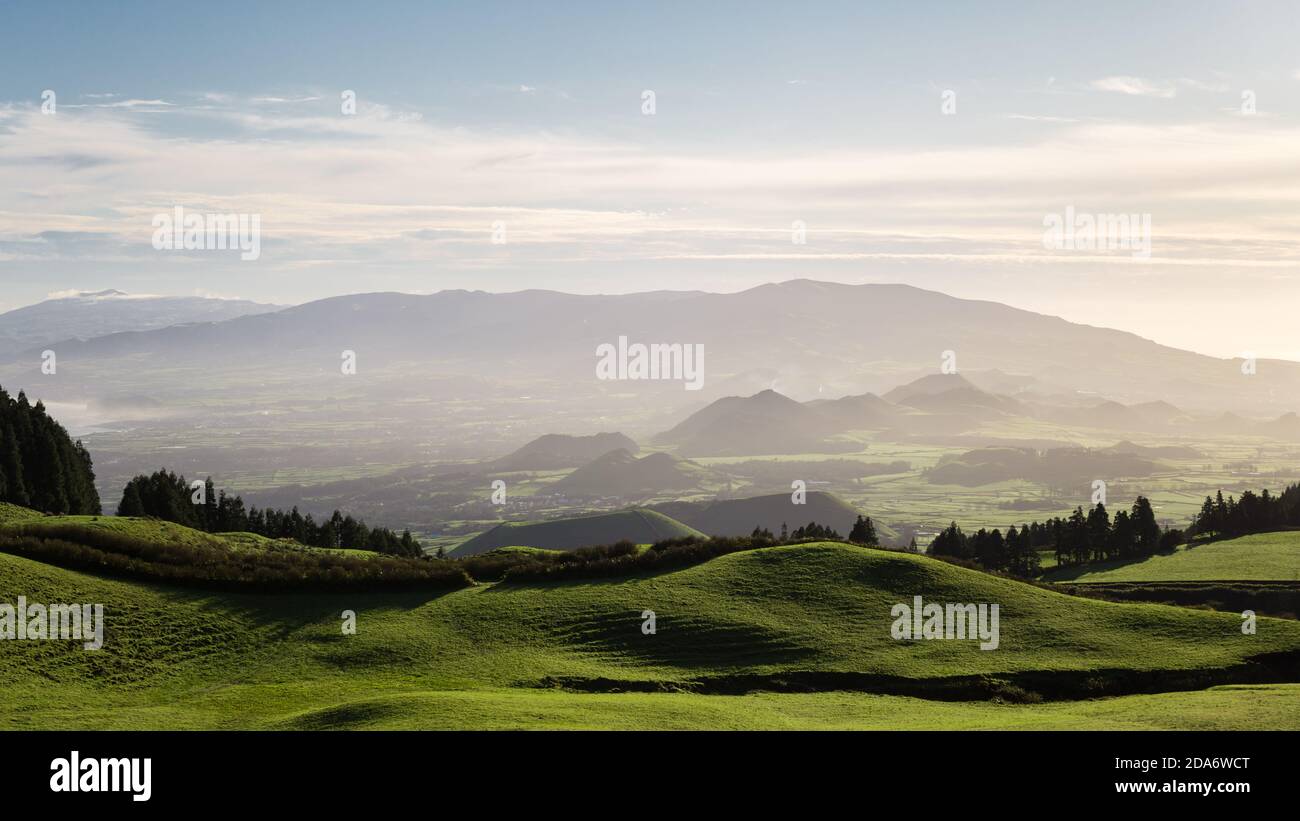 Beautiful view sunrise mountain lake hi-res stock photography and ...
