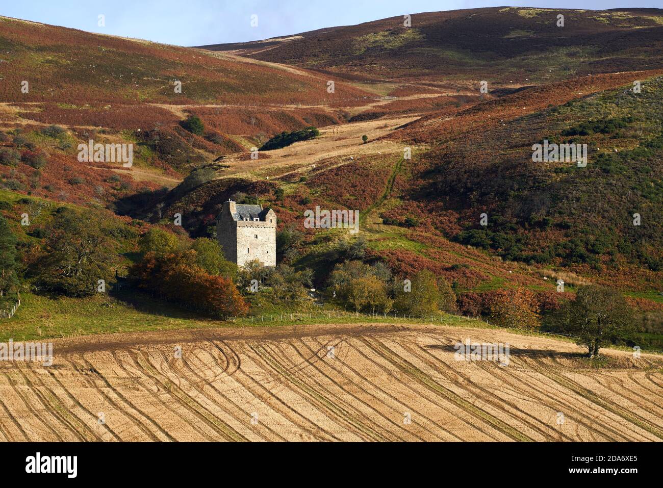 Pele house hi-res stock photography and images - Alamy