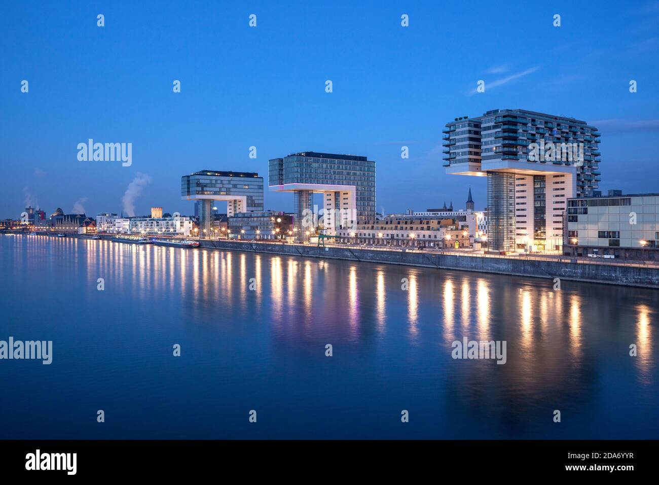 Crane houses in cologne south hi-res stock photography and images - Alamy