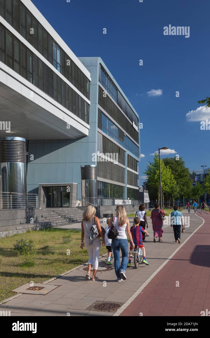 Microsoft office building cologne germany hi-res stock photography and ...