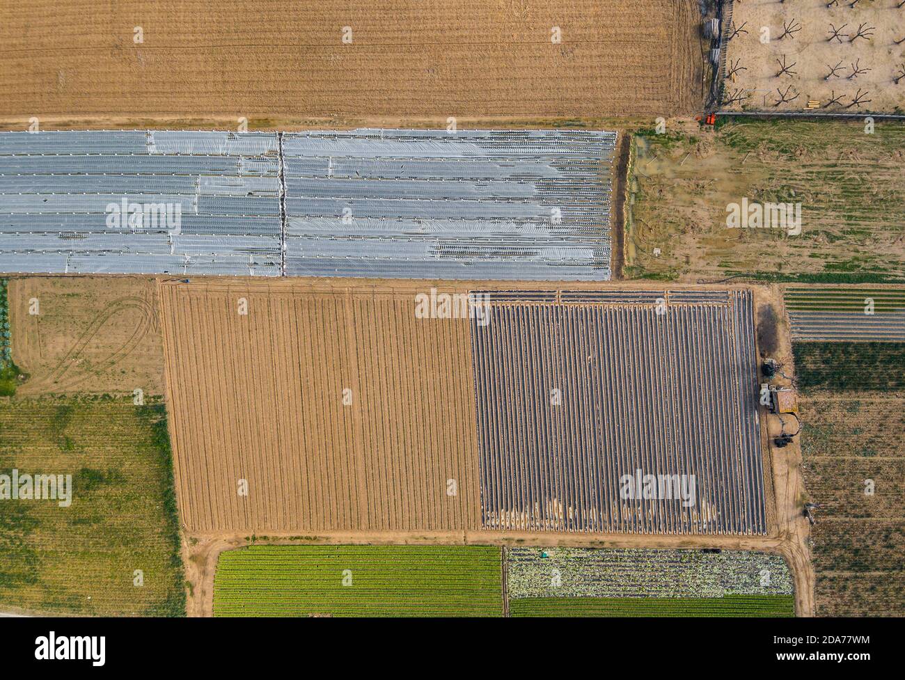 Aerial views crops hi-res stock photography and images - Alamy