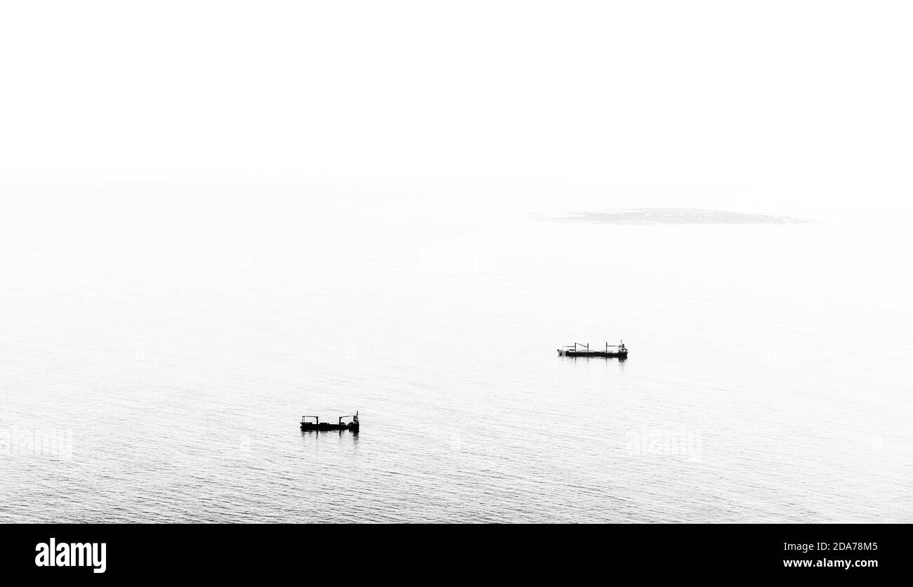 Container ships waiting hi-res stock photography and images - Alamy