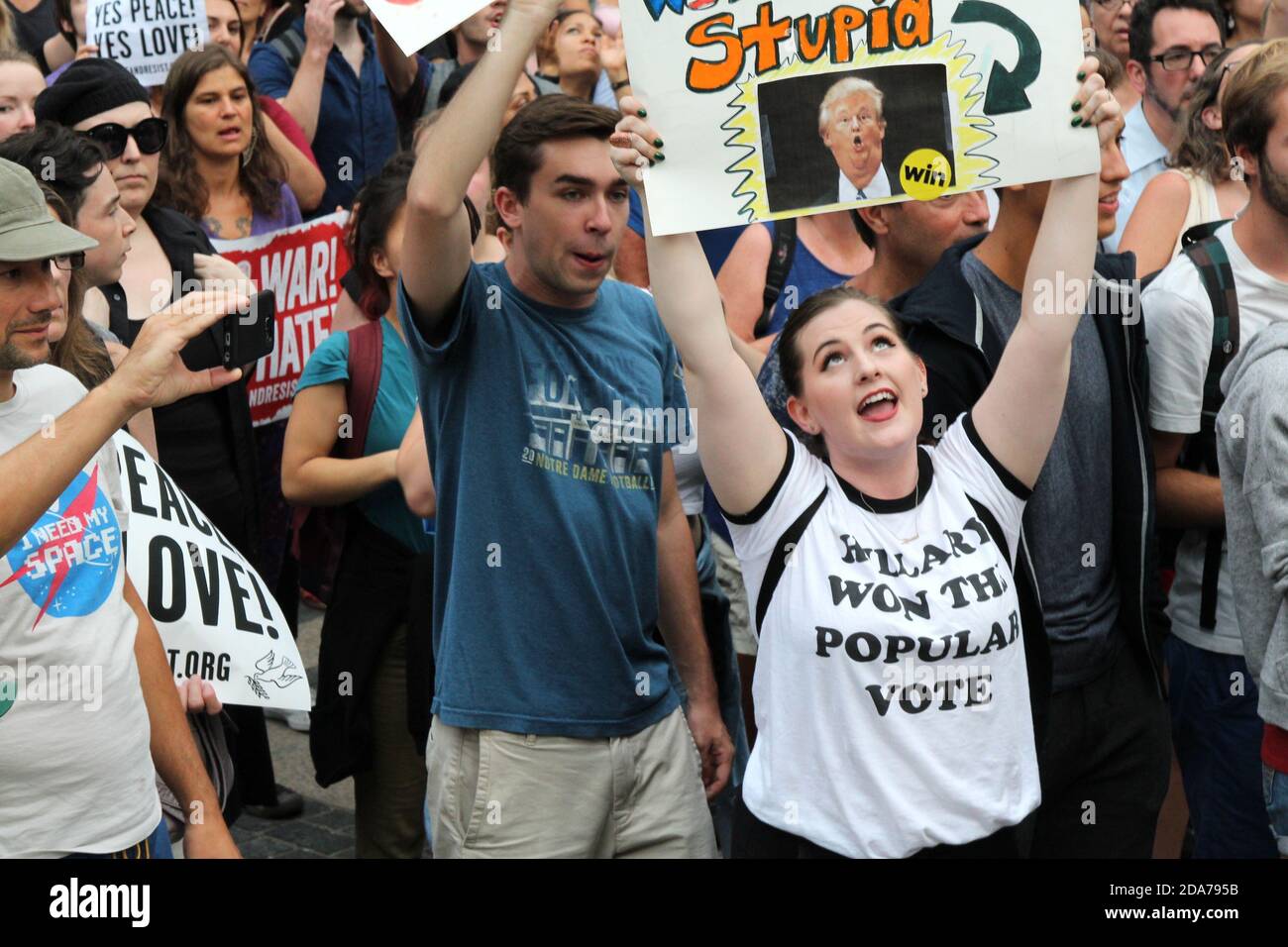 People Expressing Their Feelings About Donald Trump, New York, USA ...