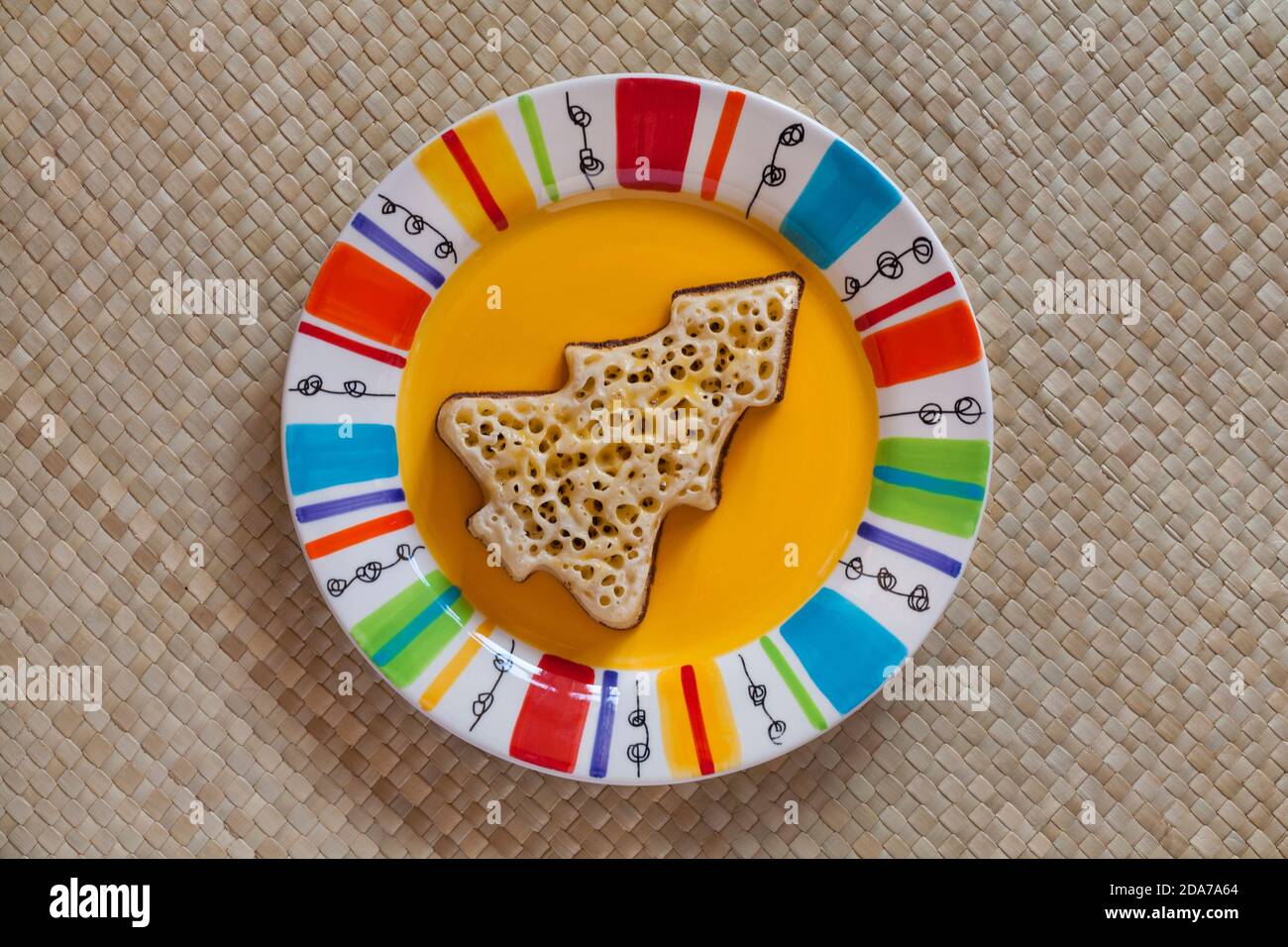 Christmas tree shaped crumpet hi-res stock photography and images - Alamy