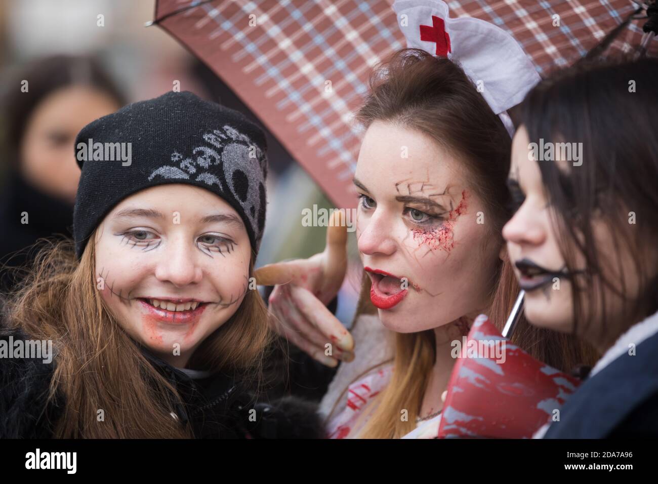 Zombiewalk hi-res stock photography and images - Alamy