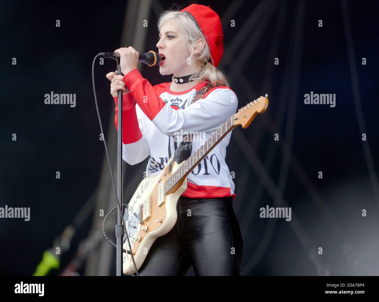 Izzy baxter phillips hi-res stock photography and images - Alamy