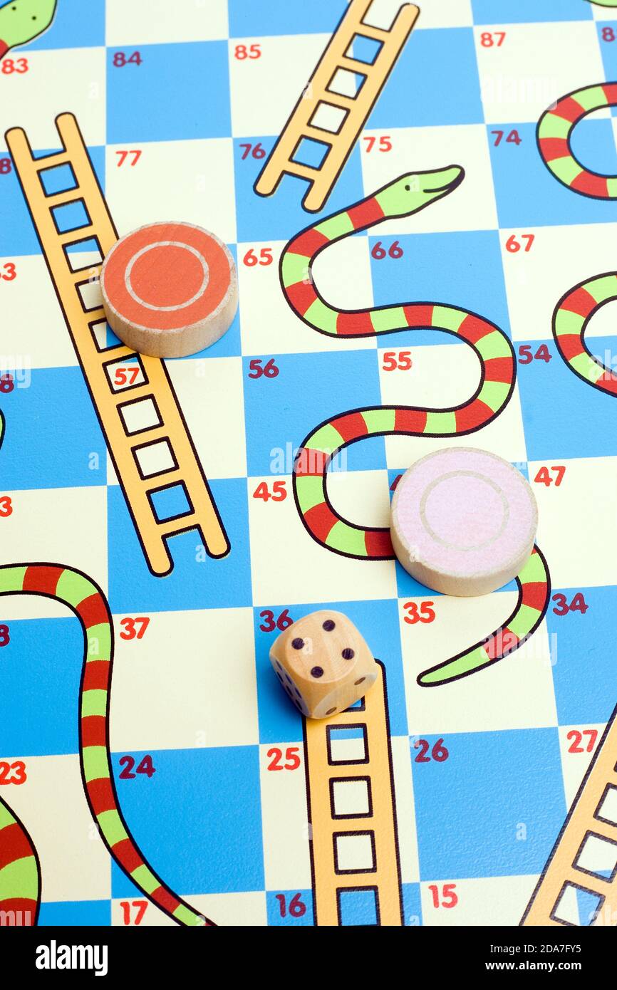 Snakes and ladders board hi-res stock photography and images - Alamy