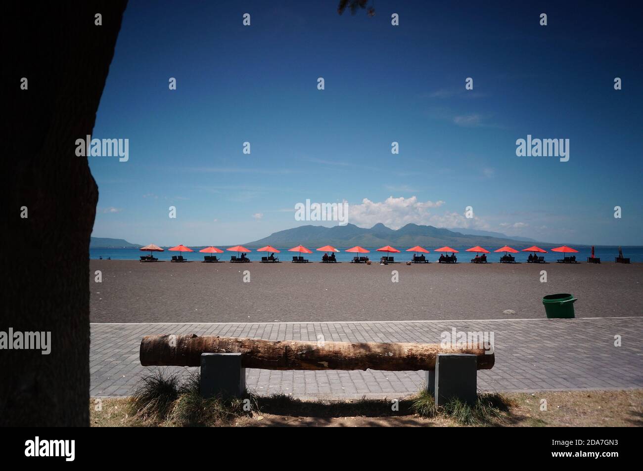 Beaches with clean white sand, beautiful beaches with open seas and ...