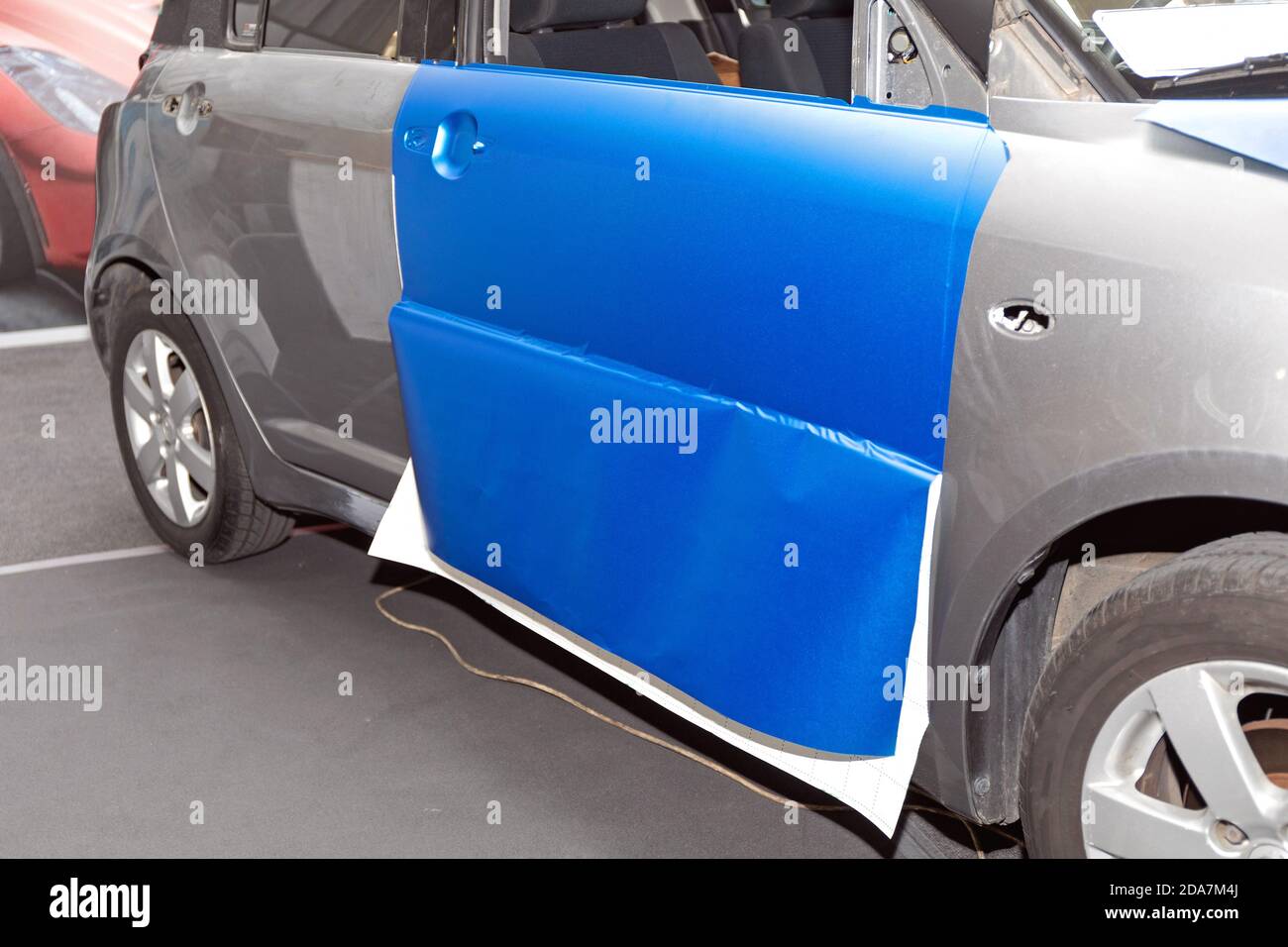 Vinyl wrap hi-res stock photography and images - Alamy