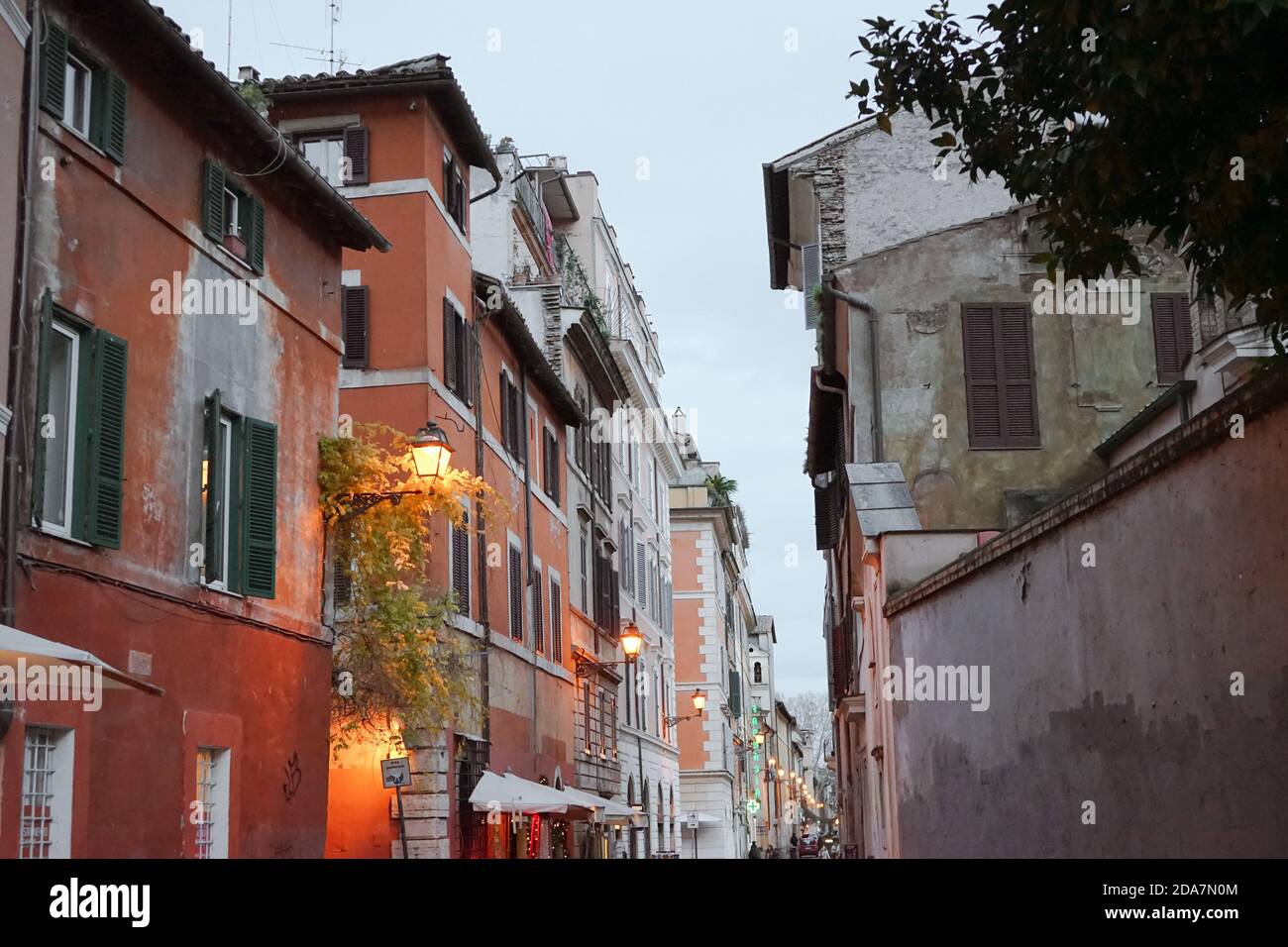 Italian streets hi-res stock photography and images - Alamy