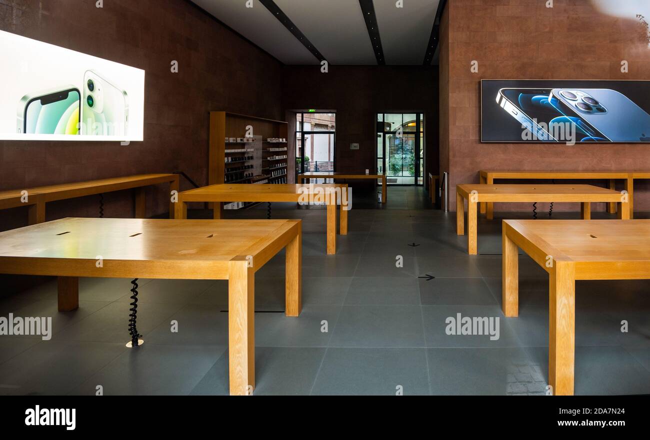 Empty Apple Store