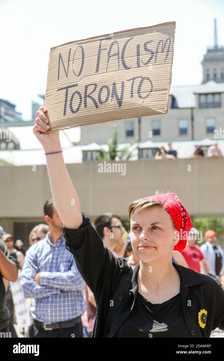 Antifa opposition to fascism hi-res stock photography and images - Alamy