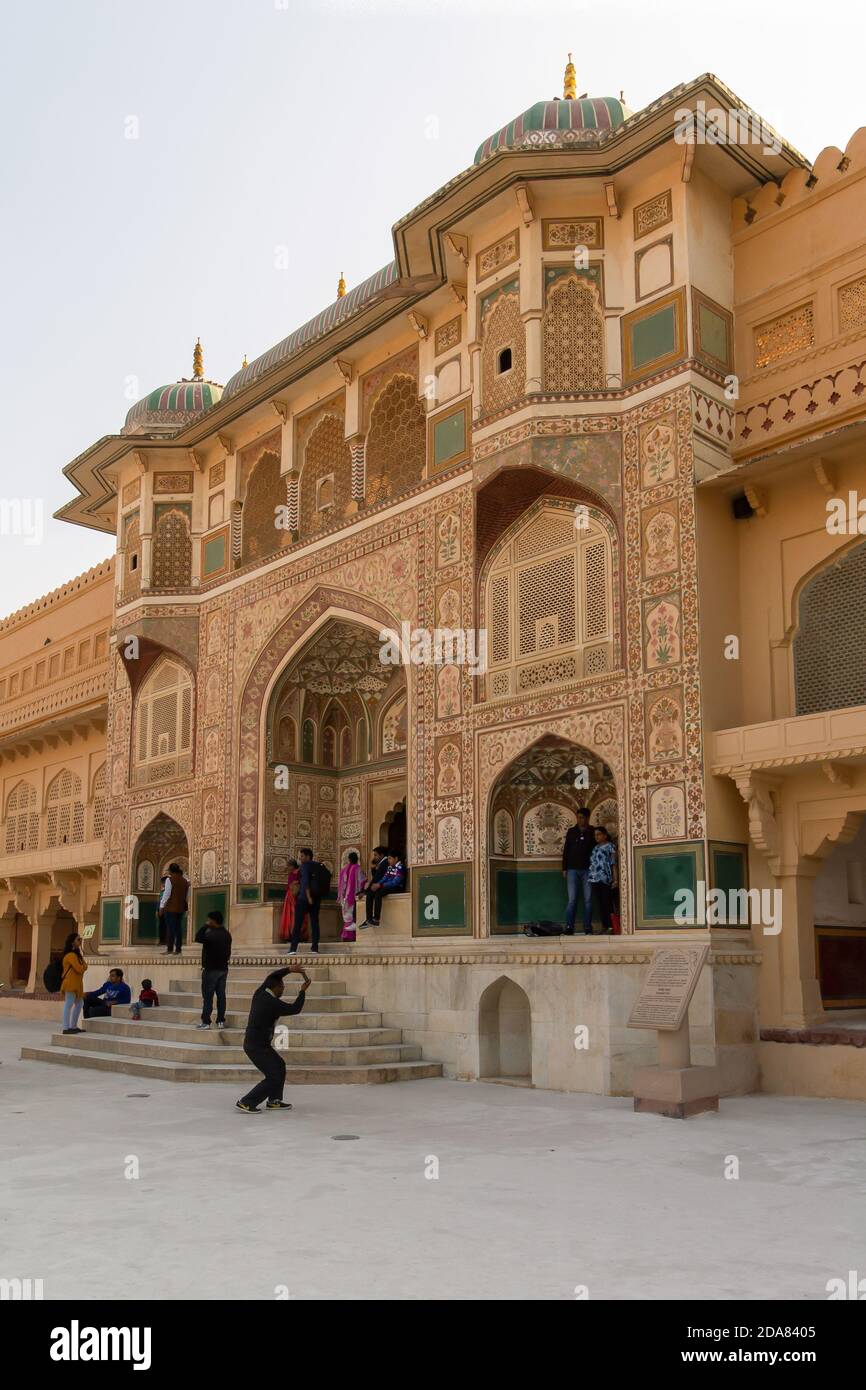 Doors and gates india full view hi-res stock photography and images - Alamy