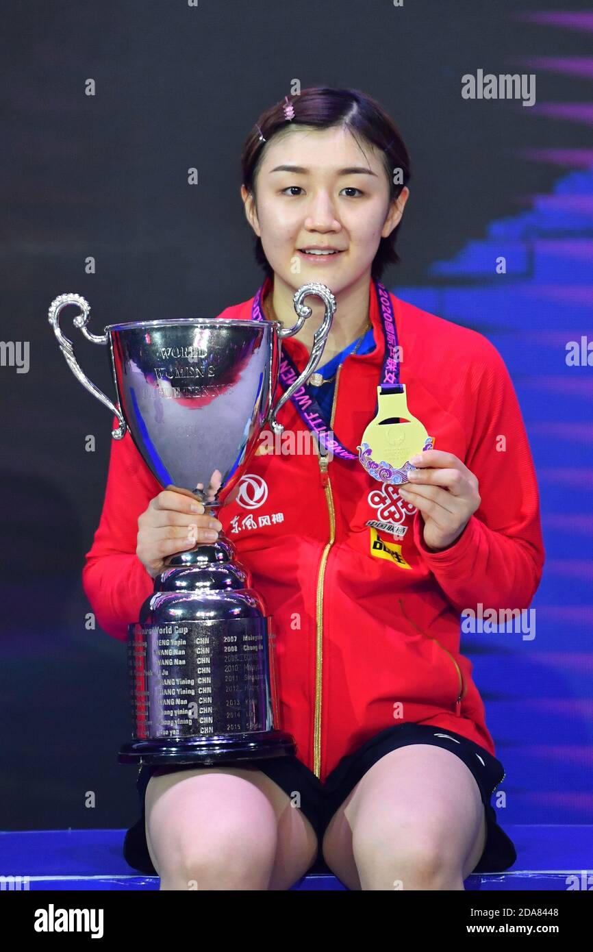 Qingdao, China's Shandong Province. 10th Nov, 2020. Gold medalist Chen ...