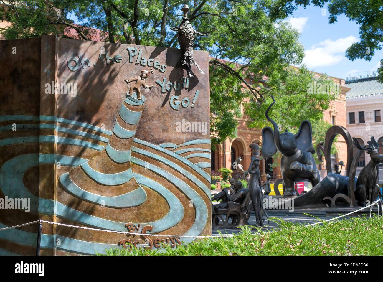 Springfield, Massachusetts. September 8, 2019. A dr seuss book statue ...