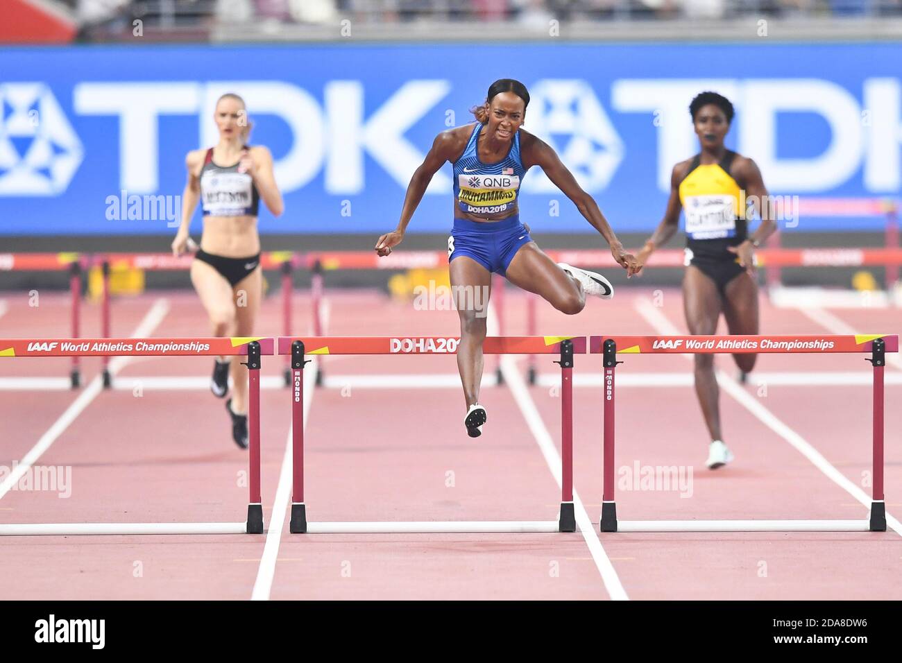 Dalilah Muhammad (USA) breaks the world record of 400 metres hurdles in ...