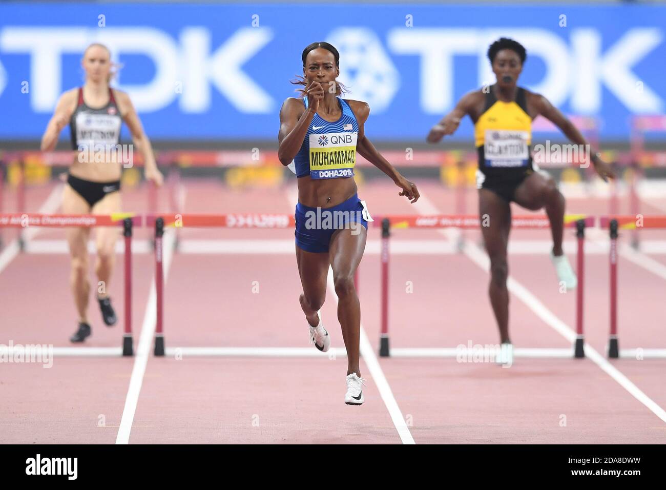 Dalilah Muhammad (USA) breaks the world record of 400 metres hurdles in ...