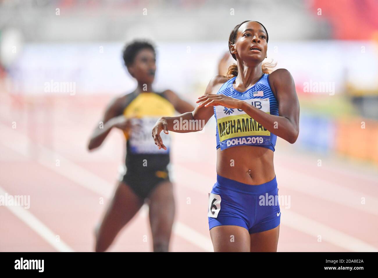 Dalilah Muhammad (USA) breaks the world record of 400 metres hurdles in ...