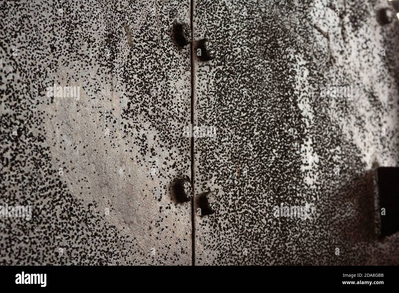 Rough bolts hi-res stock photography and images - Alamy