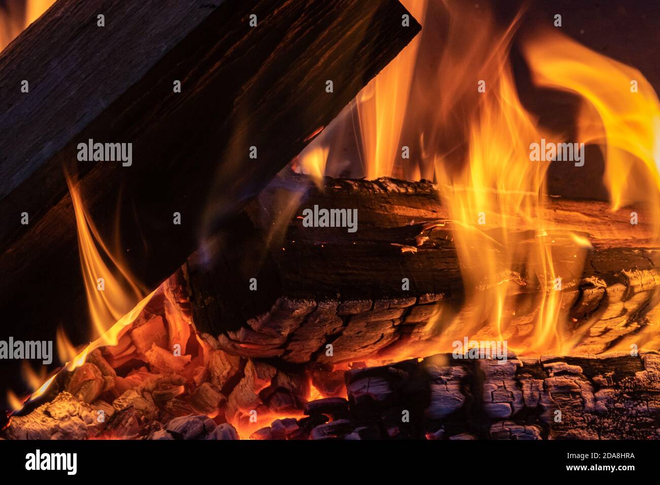 Oak chimney fire hi-res stock photography and images - Alamy