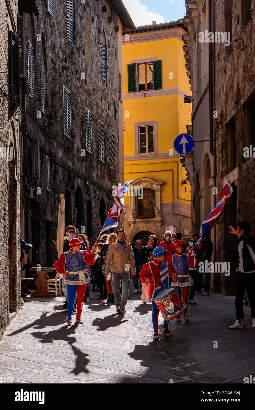 Group of Young People in Medieval Costumes with Colorful Flags - Siena ...