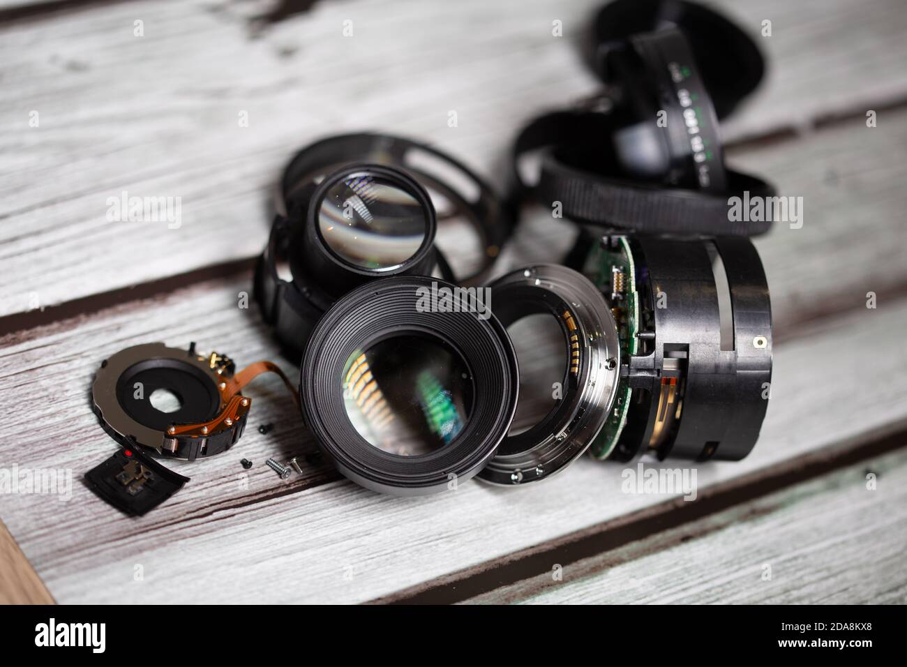 Broken camera lens hi-res stock photography and images - Alamy