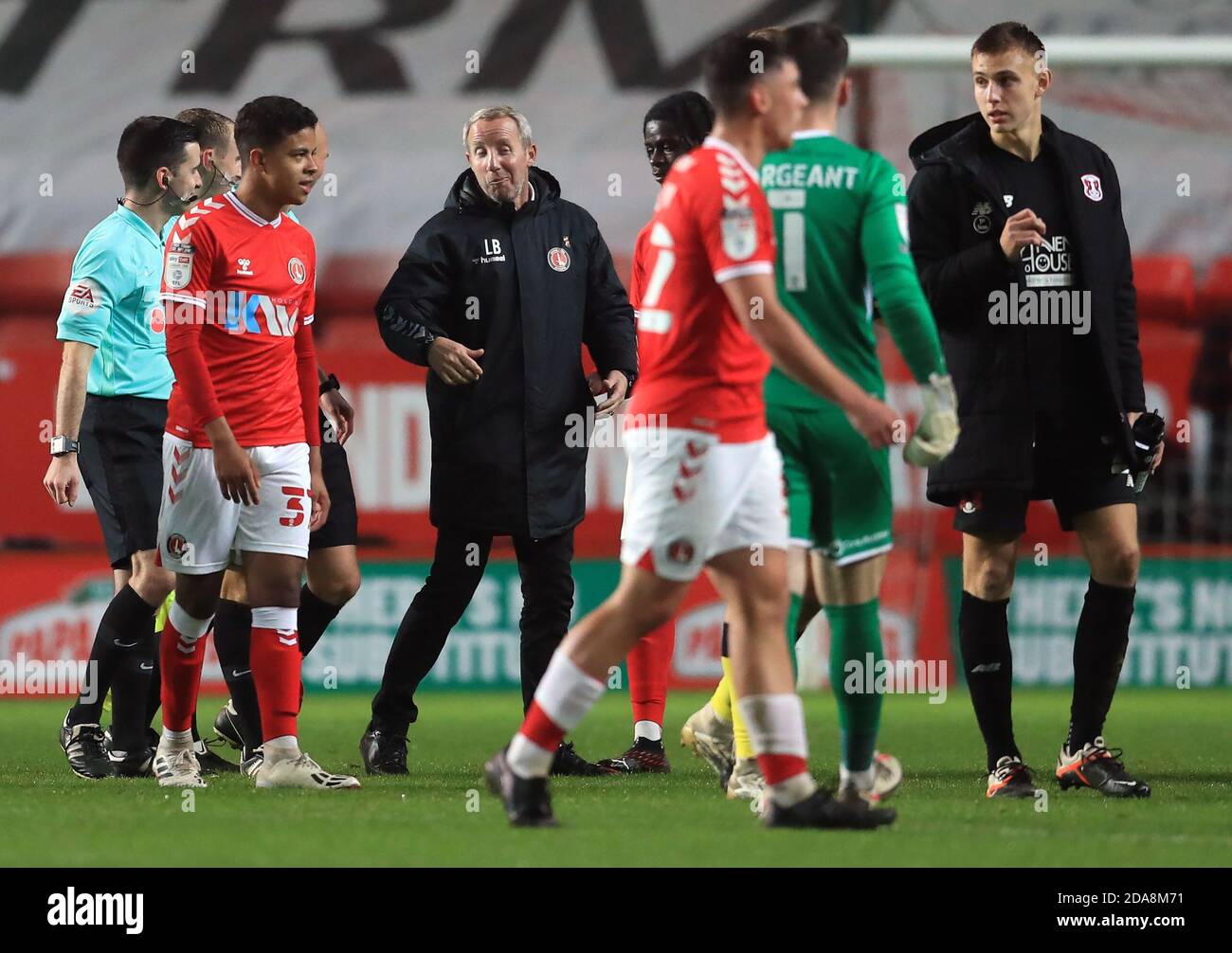 Match referee charles breakspear hi-res stock photography and images ...