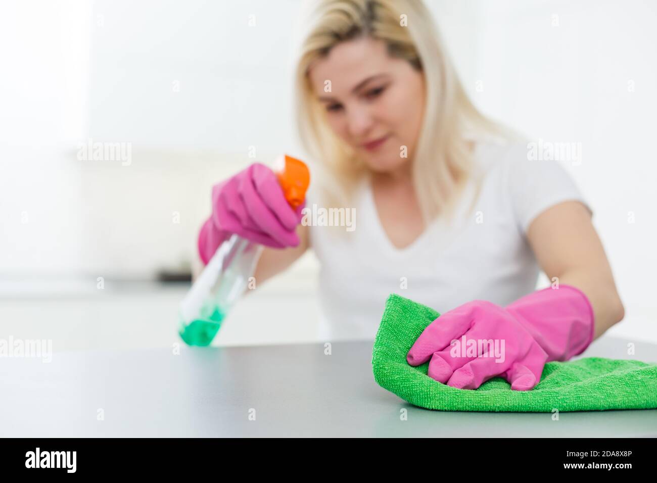 Wiping table in hotel hi-res stock photography and images - Alamy