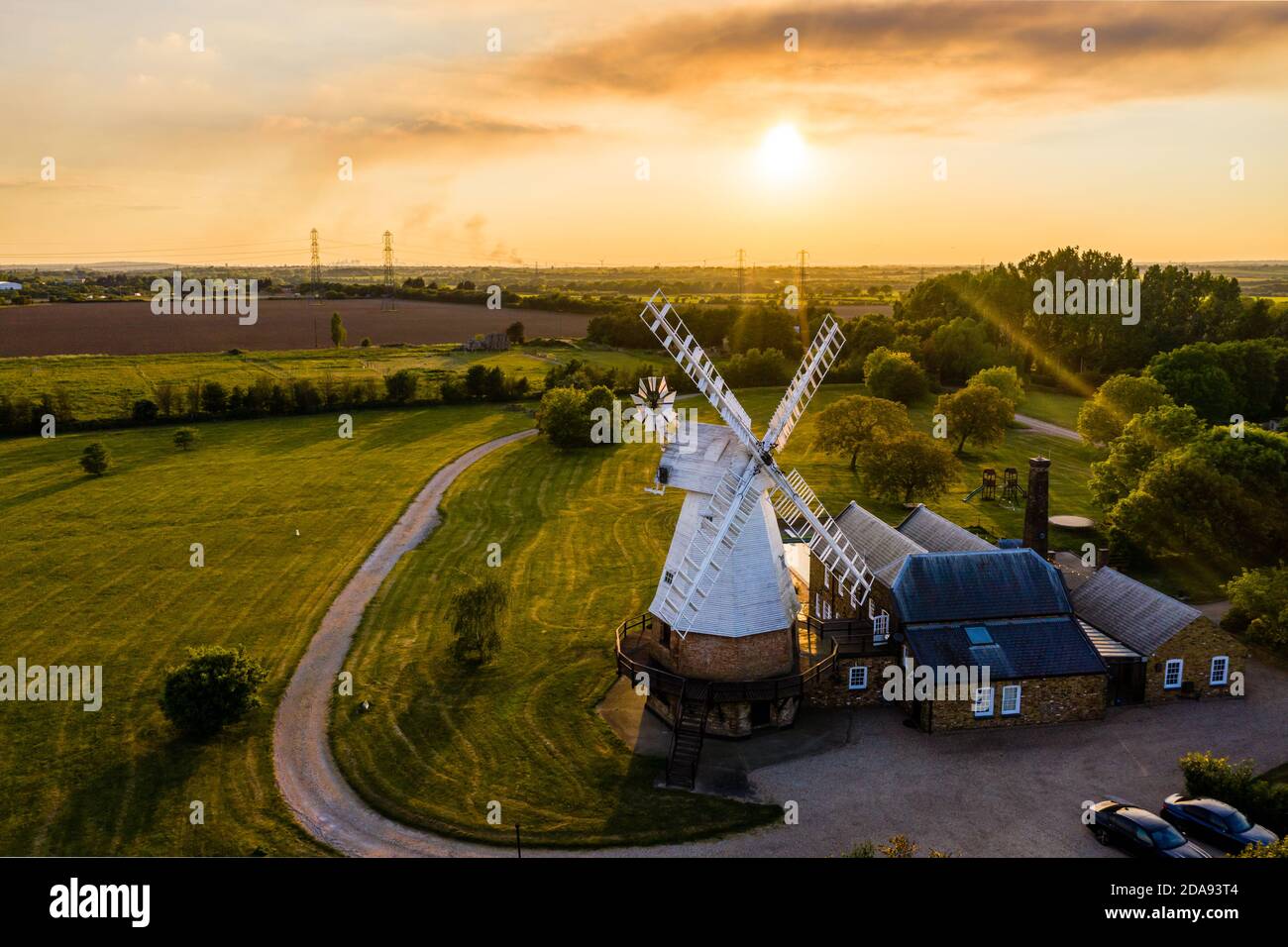 17th century english windmill hi-res stock photography and images - Alamy