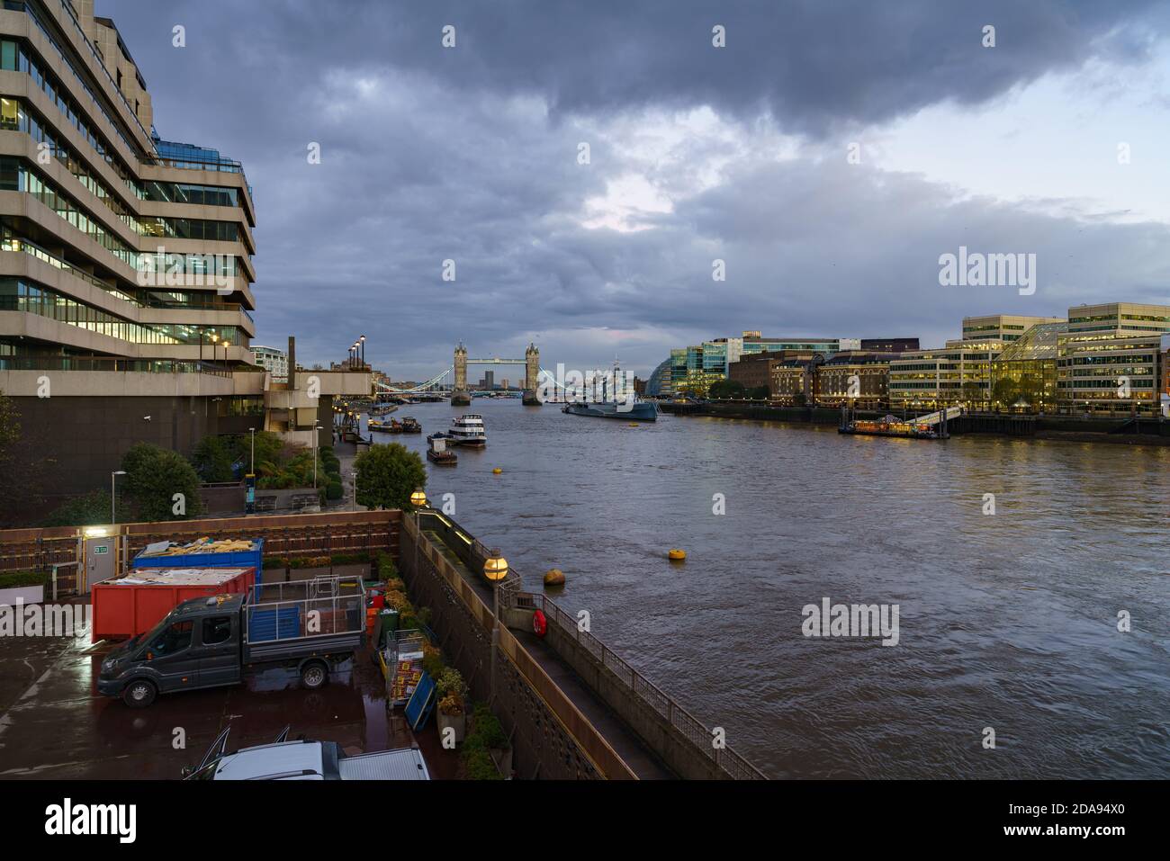 London night tower bridge 2020 hi-res stock photography and images - Alamy