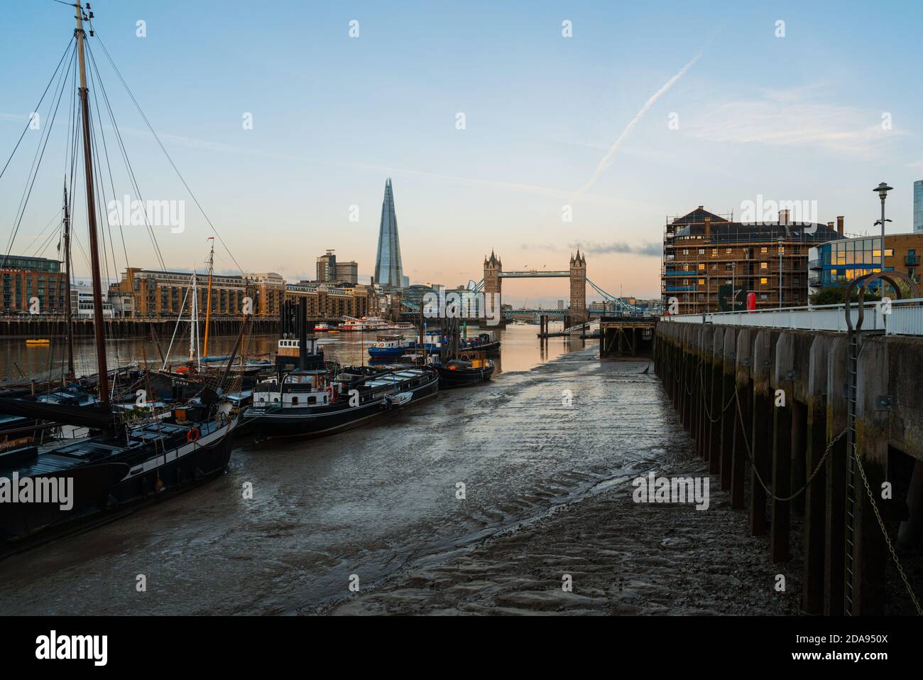 London night tower bridge 2020 hi-res stock photography and images - Alamy