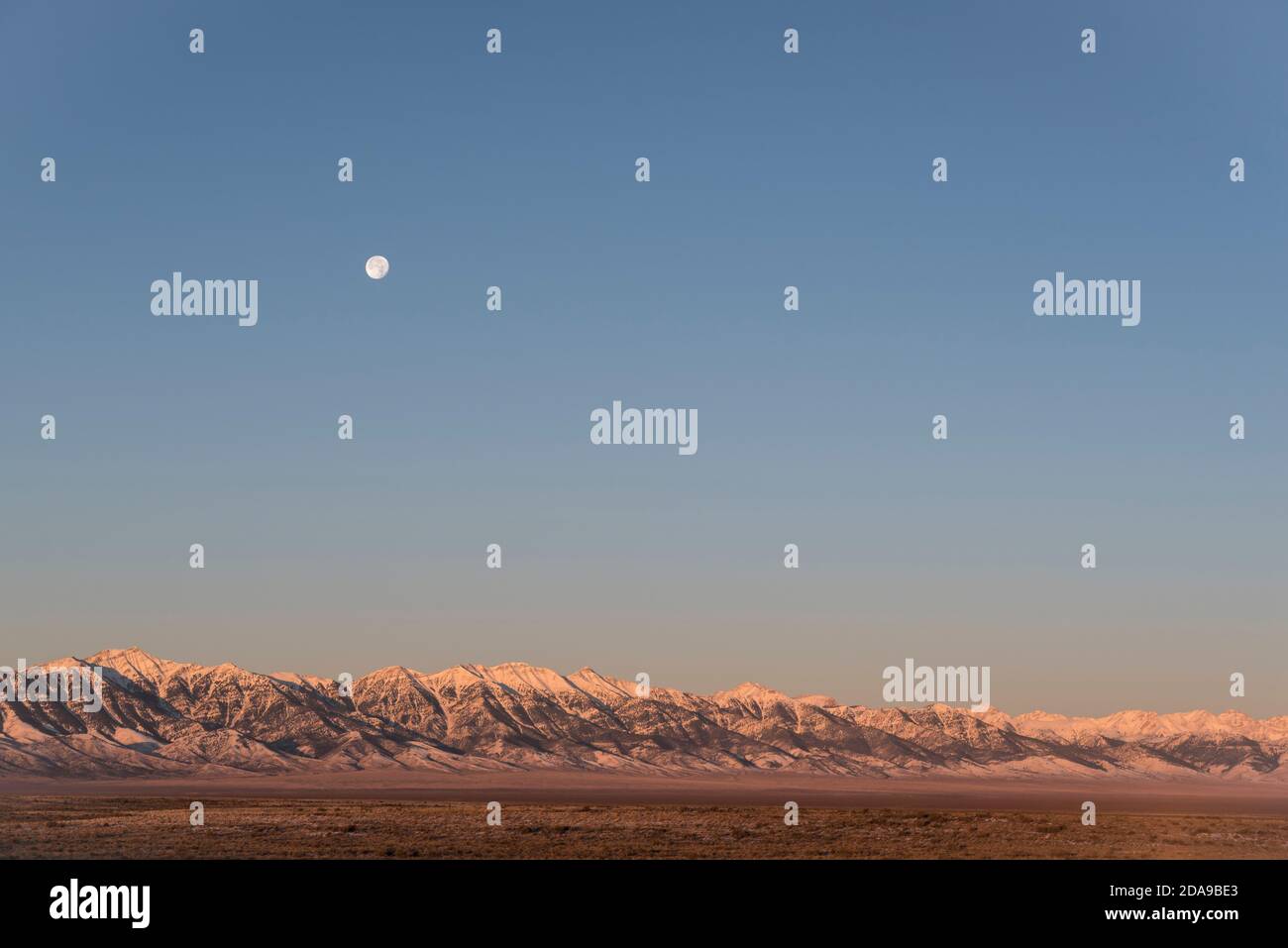 The moon sets over the southern end of the Lemhi Range, Idaho Stock ...