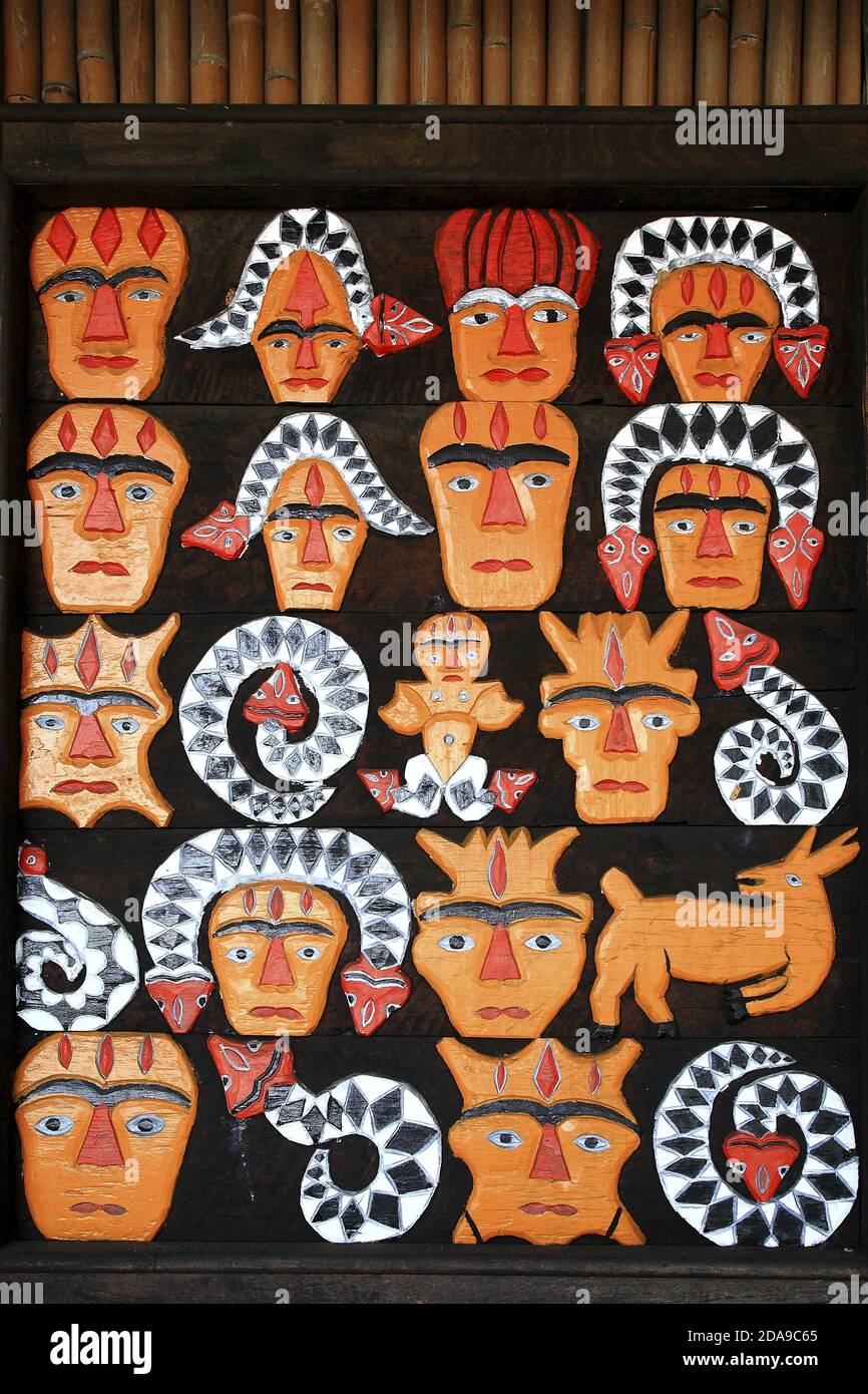 Paiwan people hi-res stock photography and images - Alamy