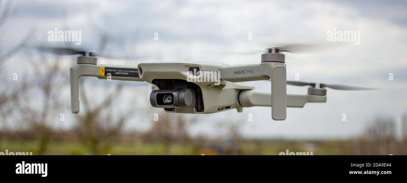 Dji Mini 2 High Resolution Stock Photography and Images - Alamy