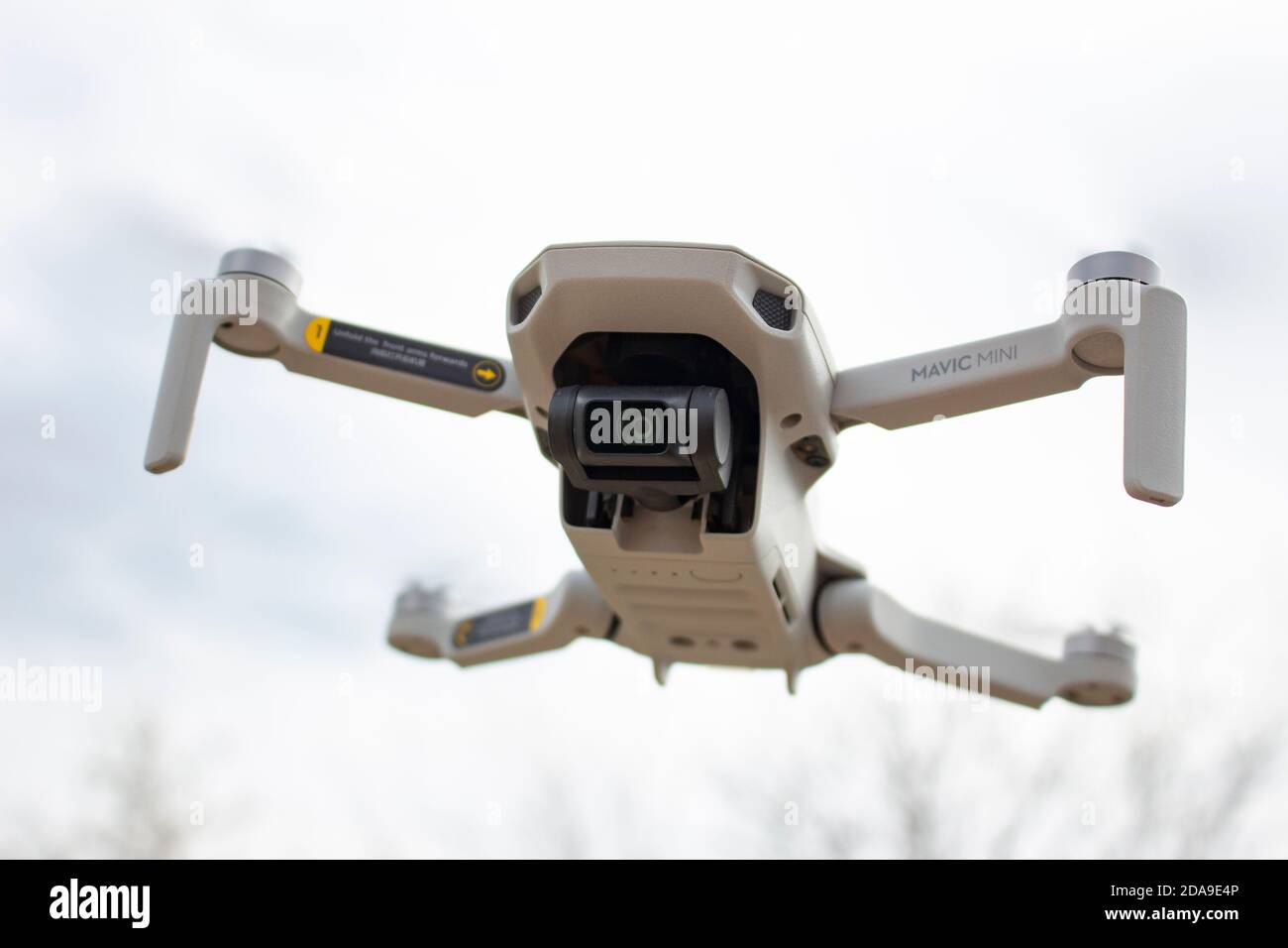 Dji mini 2 video hi-res stock photography and images - Alamy