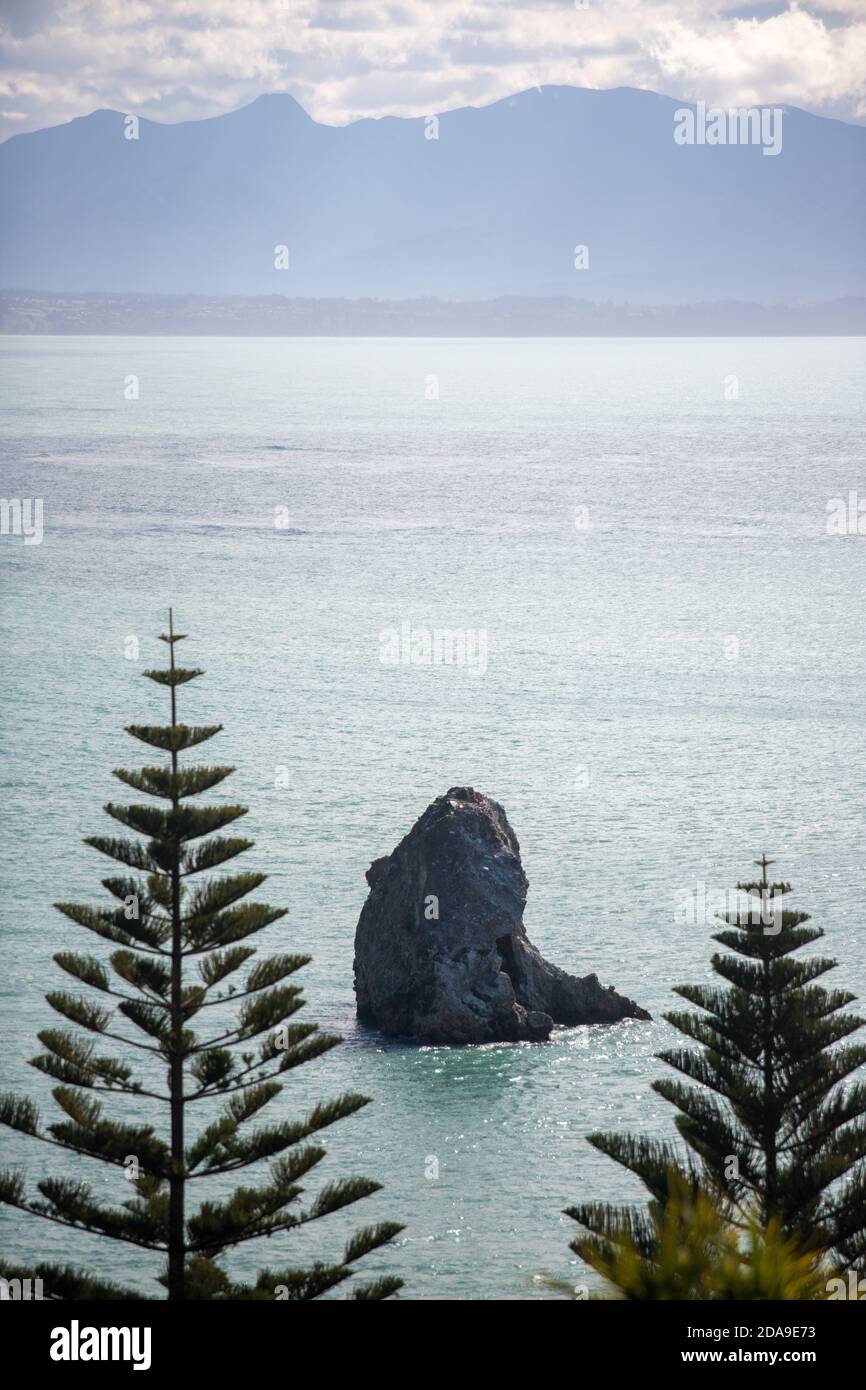 Fifeshire Rock, Nelson, New Zealand Stock Photo - Alamy