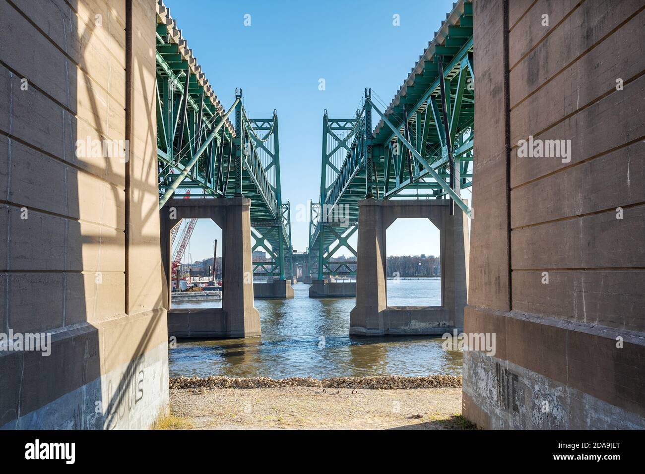 I 74 Bridge High Resolution Stock Photography and Images - Alamy
