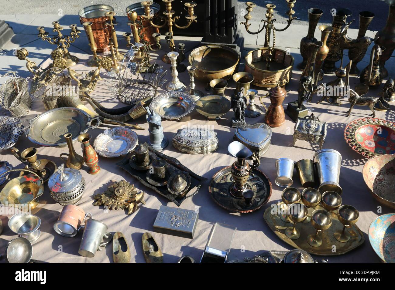 Secondhand old things in swap meet, Tbilisi, Georgia Stock Photo - Alamy