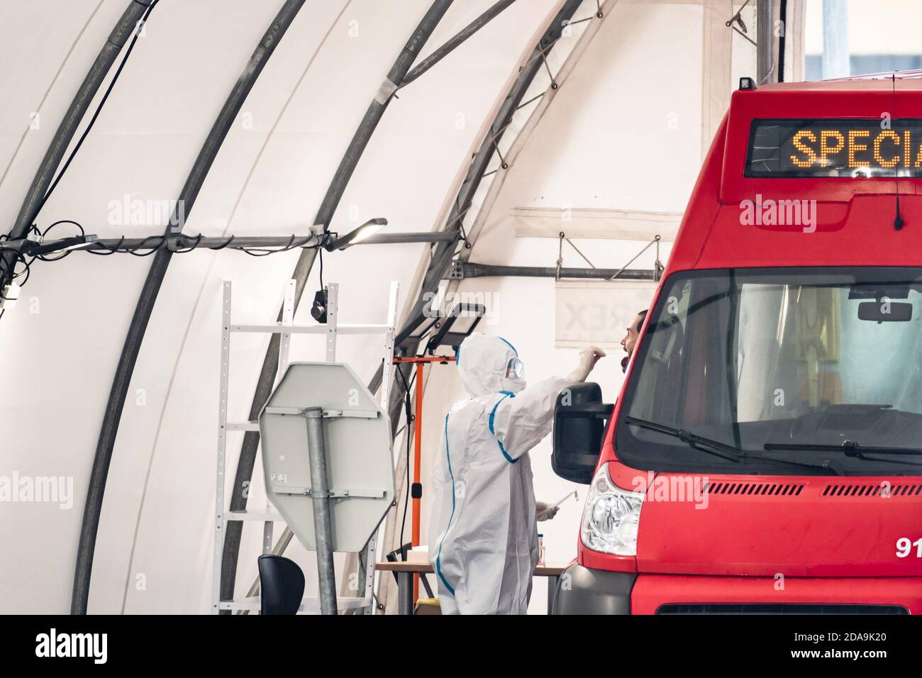 Mobile testing station tent, hot spot for swab test during Coronavirus ...