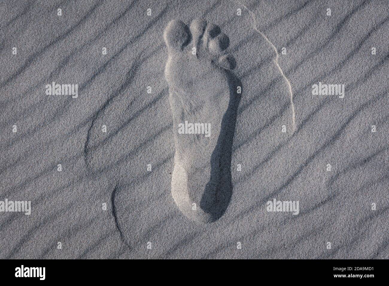 Foot marks hi-res stock photography and images - Alamy