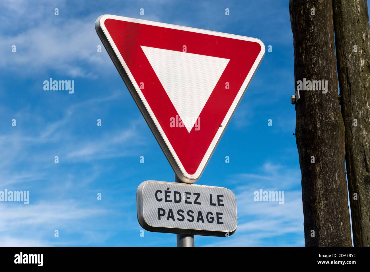A traffic sign for the right of way on a road in France Stock Photo - Alamy
