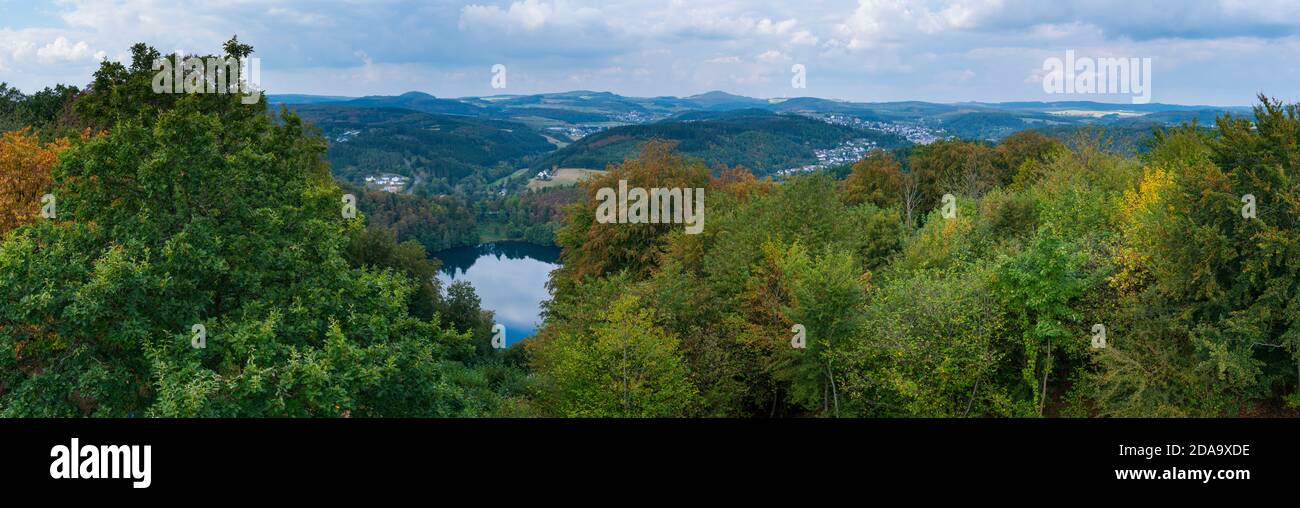 Volcanic Lake, Maar, Vulkaneifel Nature Park and Geopark, Western Eifel ...