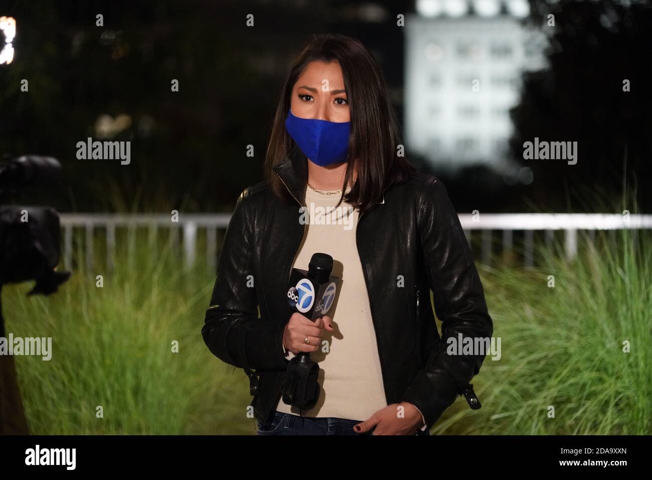 ABC7 Eyewitness News reporter Veronica Miracle at Grand Park in ...