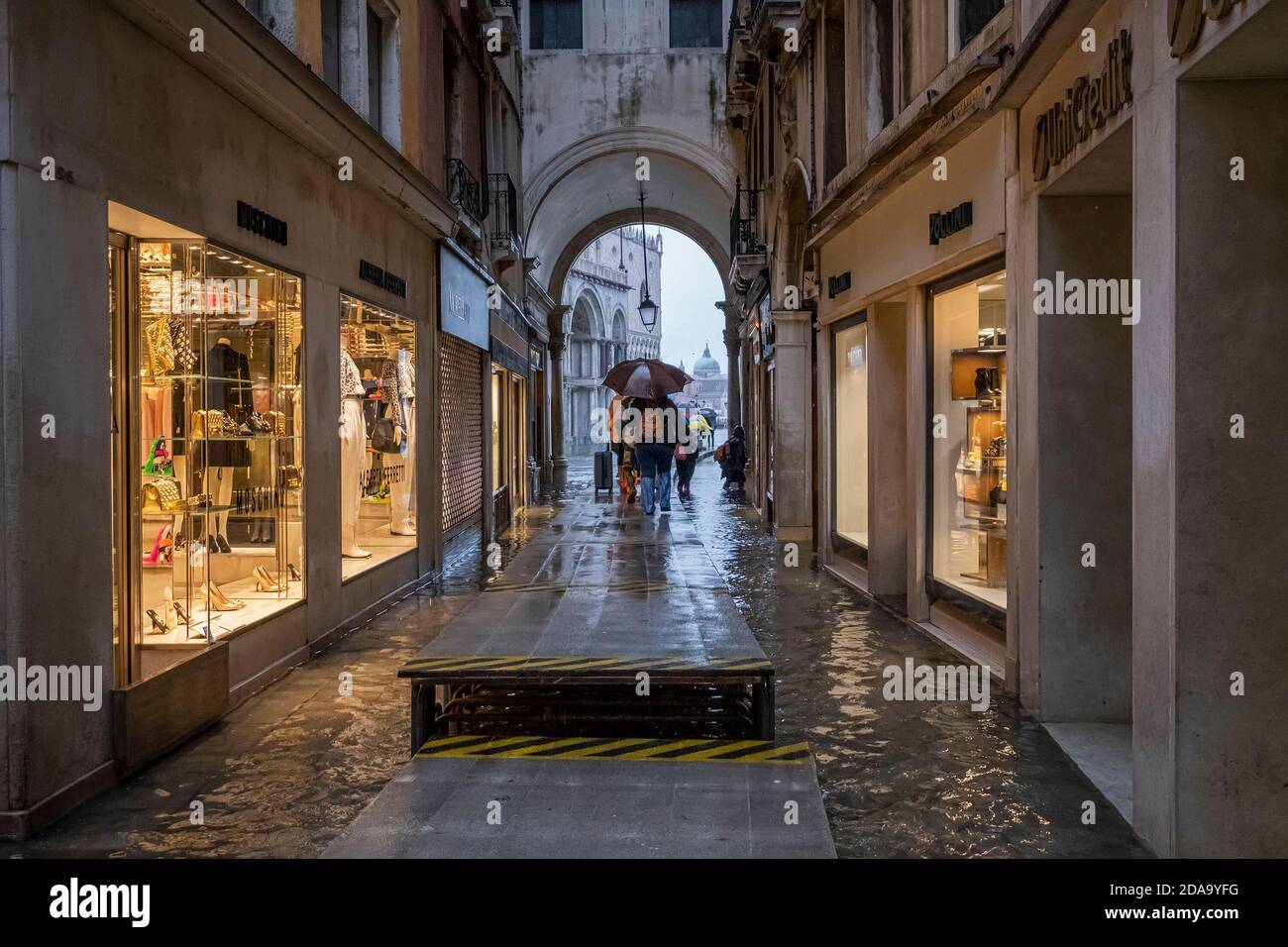 Exceptional high tide in venice Stock Photo - Alamy